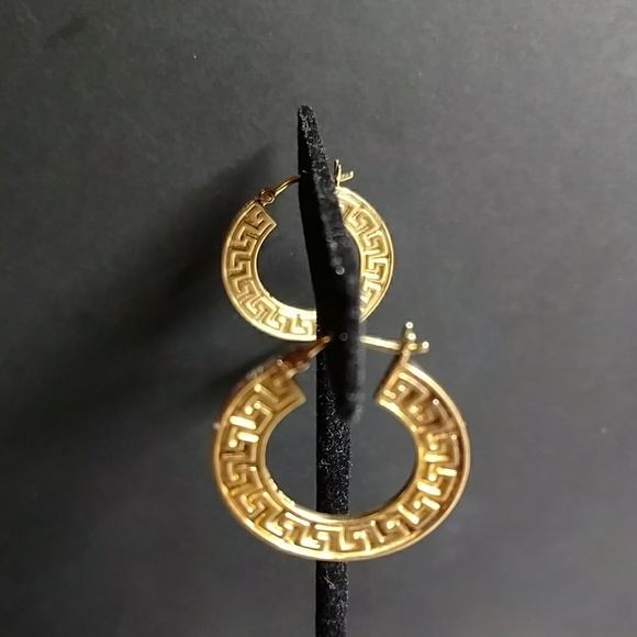 Ross-Simons | Jewelry | Rosssimons Gold Hoop Earrings | Poshmark